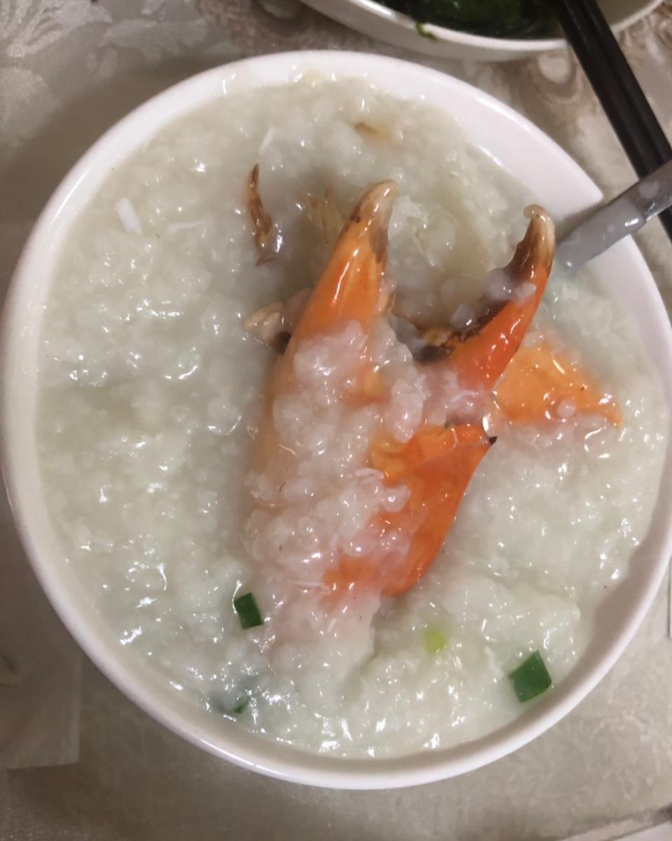 【简单美味的青蟹粥图片】蓝魔之泪0105_下厨房