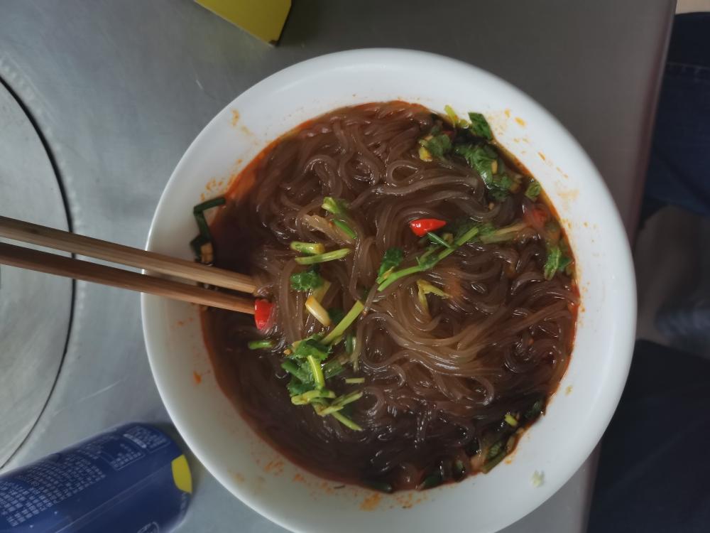 【酸辣粉的做法步骤图，酸辣粉怎么做好吃】HHHHHy_下厨房