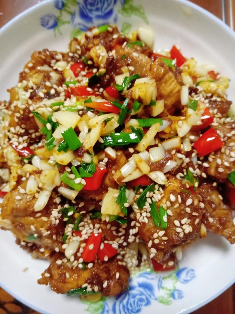 【蒜香排骨的做法步骤图，蒜香排骨怎么做好吃】Stephmi_下厨房