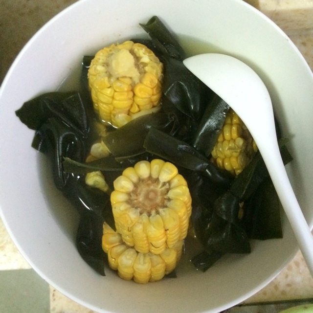 【海带玉米汤图片】SLion_下厨房