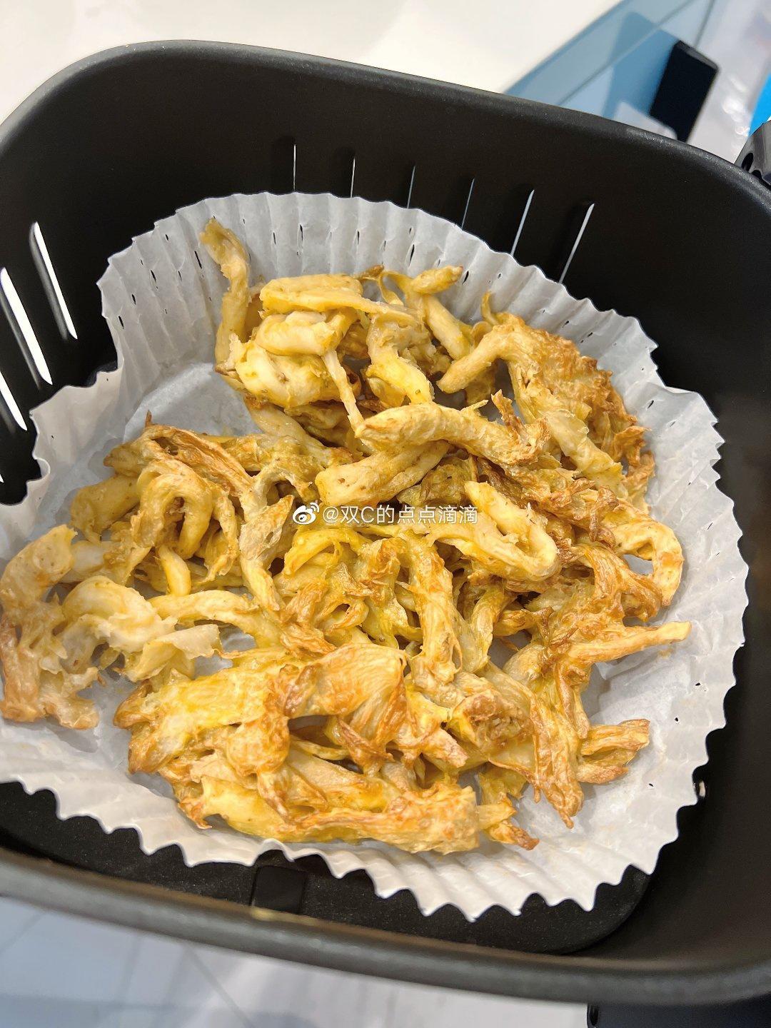 【炸平菇的做法步骤图，炸平菇怎么做好吃】sunny-xiang_下厨房