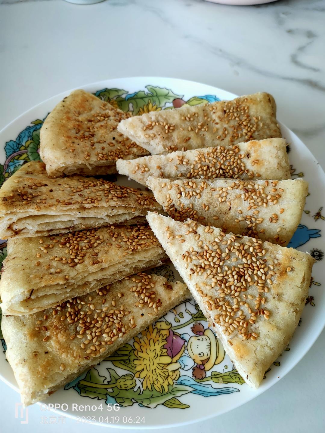【椒盐发面饼 Sesame Pancake图片】魏爱荣_下厨房