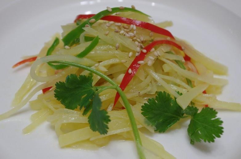 【呛土豆丝的做法步骤图，呛土豆丝怎么做好吃】Asmeton_下厨房