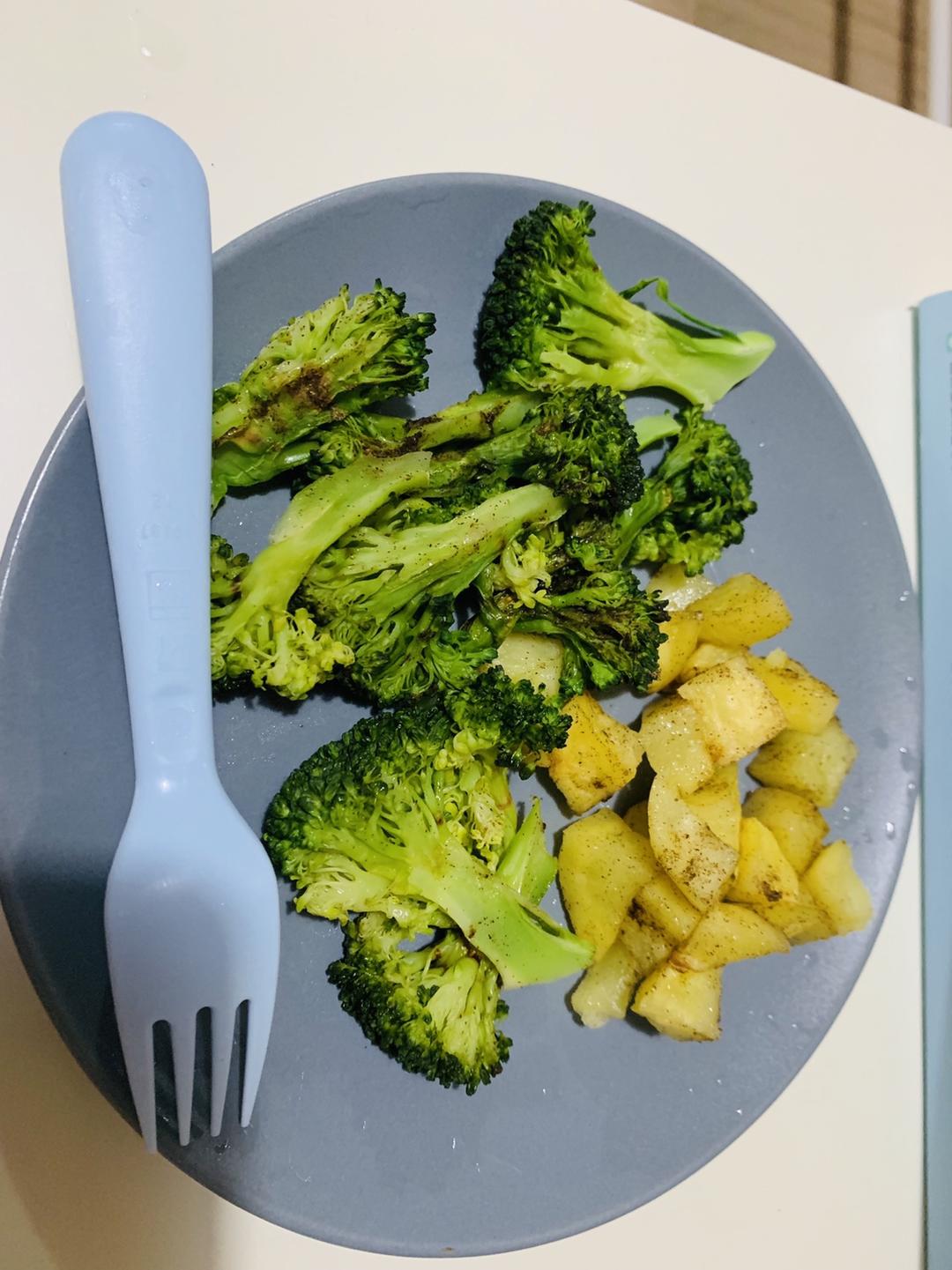 【烤西兰花/土豆的做法步骤图，怎么做好吃】hhhhhy_下厨房