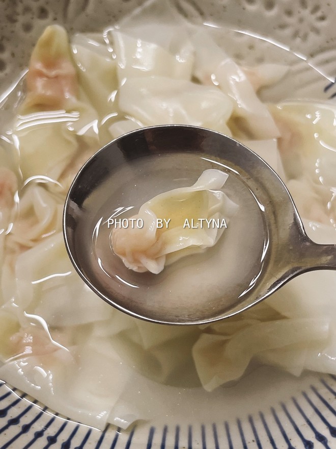 【小胖鱼云吞包法的做法步骤图,怎么做好吃】altyna 下厨房