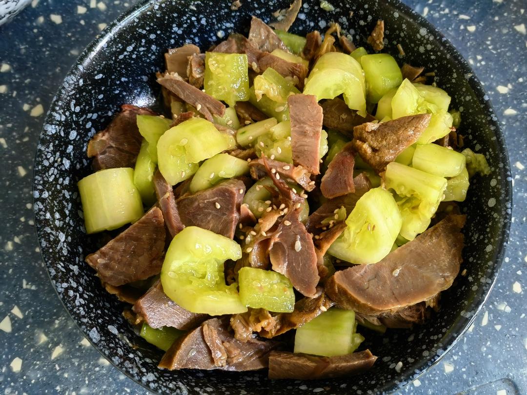 【卤牛肉拌黄瓜图片】iClaire_下厨房