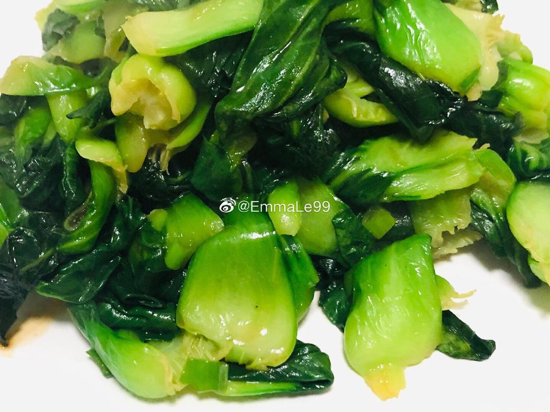 【清淡-素炒小油菜的做法步骤图，怎么做好吃】EmmaLe_下厨房