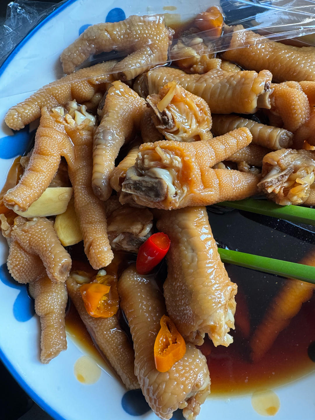 【家庭简单版泡鸡鸭爪的做法步骤图】喜欢琢磨26_下厨房