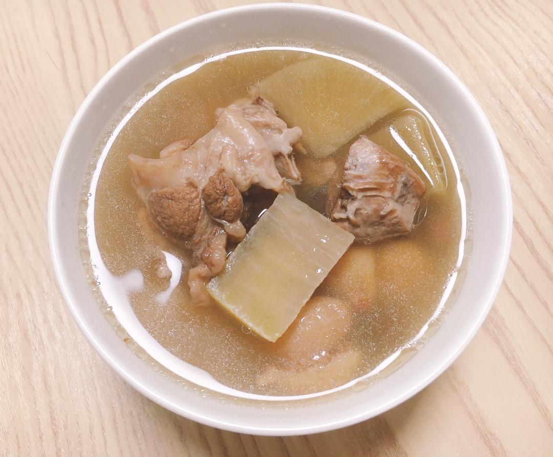 【清热化痰、清降胃火-青榄青萝卜猪脊骨汤的做法步骤图】Kaikaka_下厨房